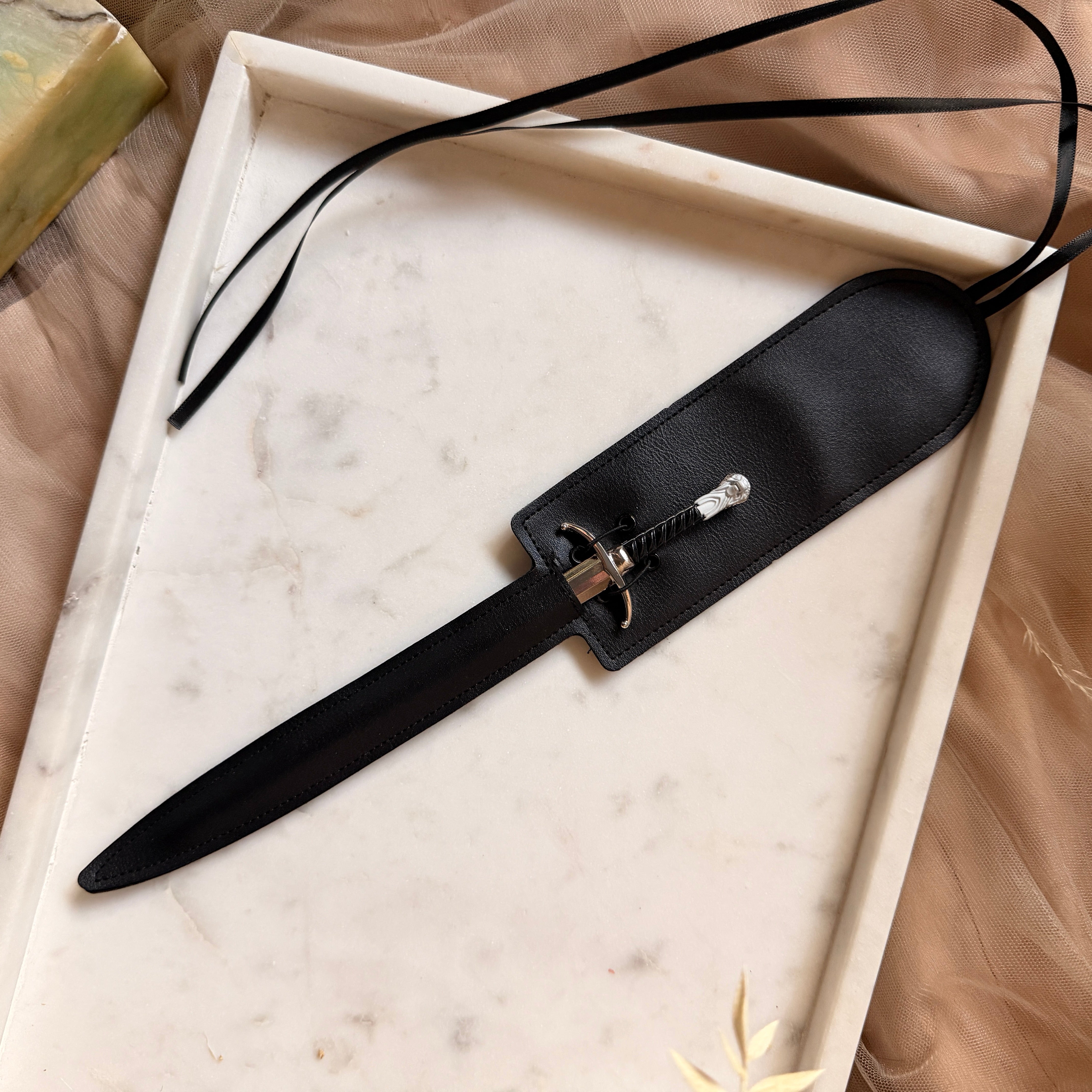 Longclaw & Sheath Bundle – Lassoed Moon